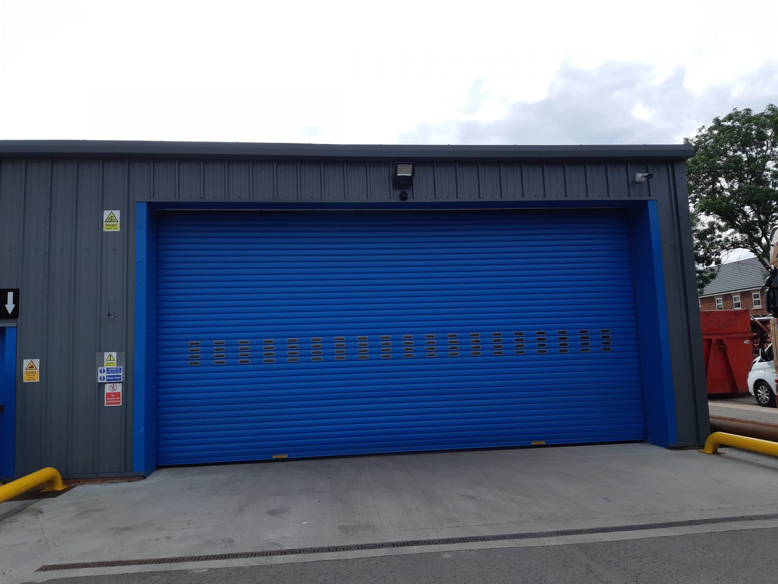 Doors for Docking & Logistics